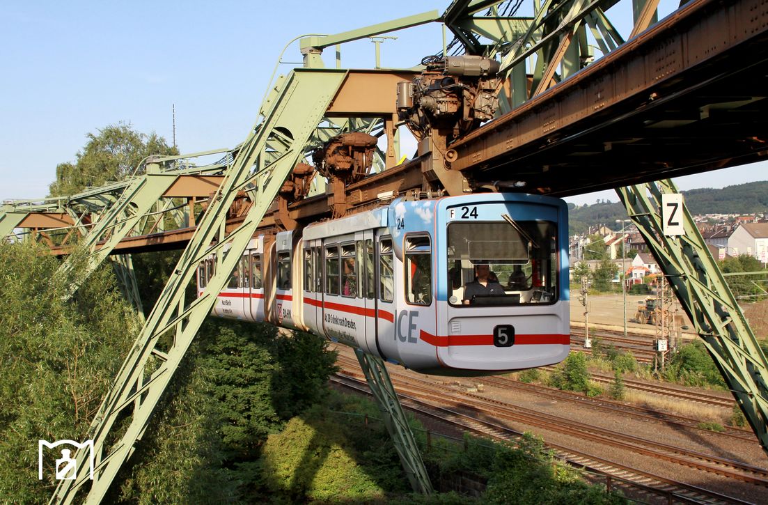 RE: 103 in türkis: ÖBB Mistral Rail Jet - 571